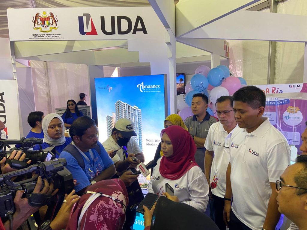Usahawan Sekarang Ini Mempunyai Kemahiran Dan Kecekapan Mengeluarkan ...