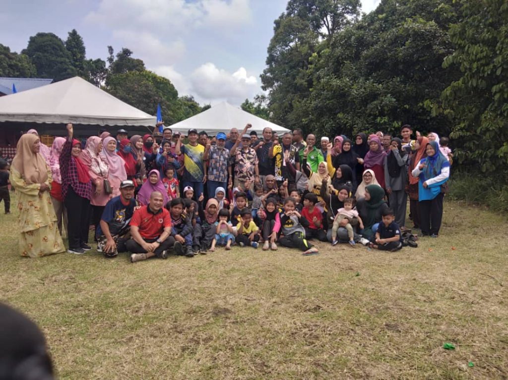 MEMILIH PRU15: Artis Veteran - Mubarak, Amran, Bantu Kempen Calon BN Di ...